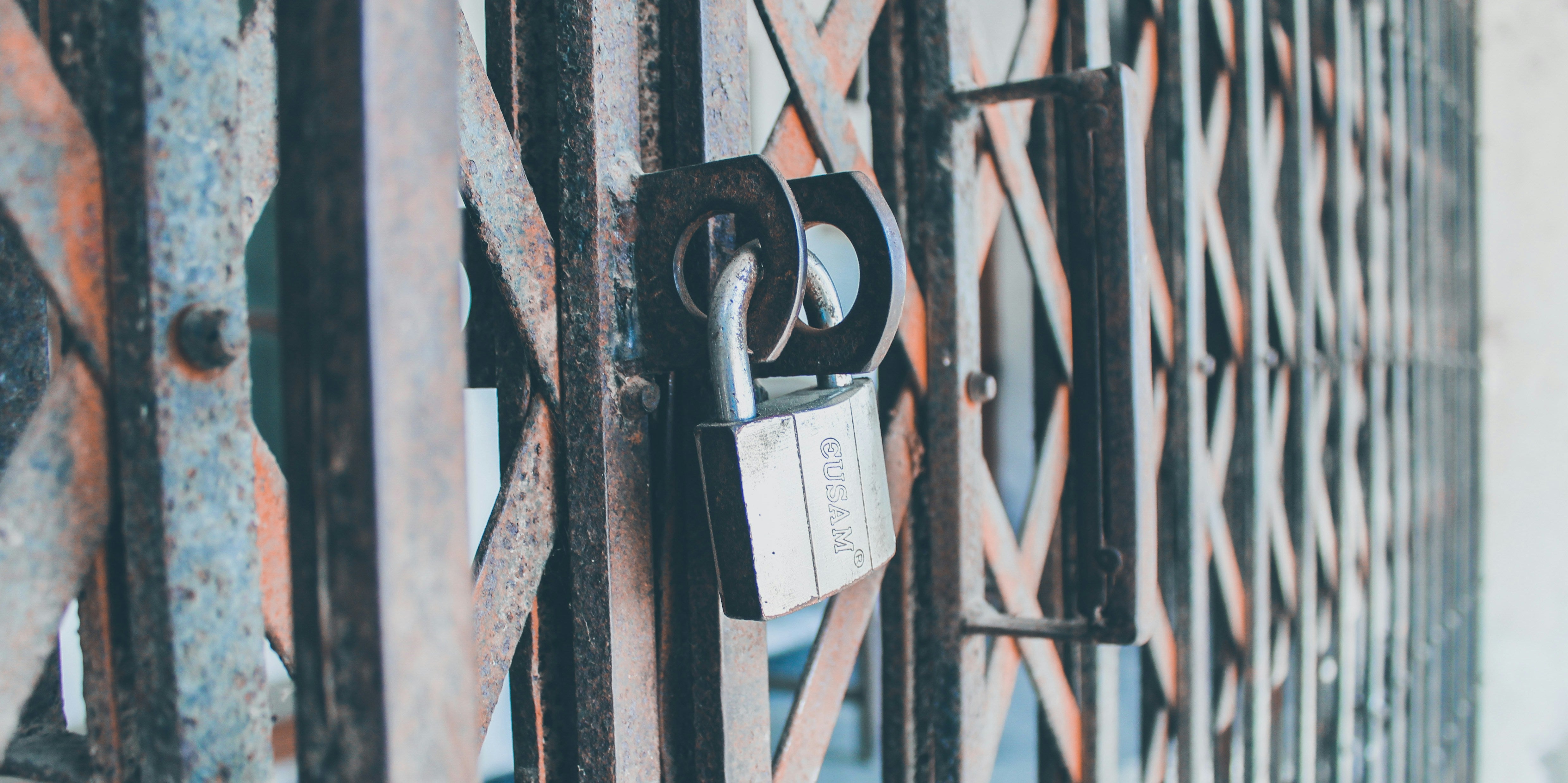 The Art of Secrecy: How to Master the Secret Hide – Elder Welder